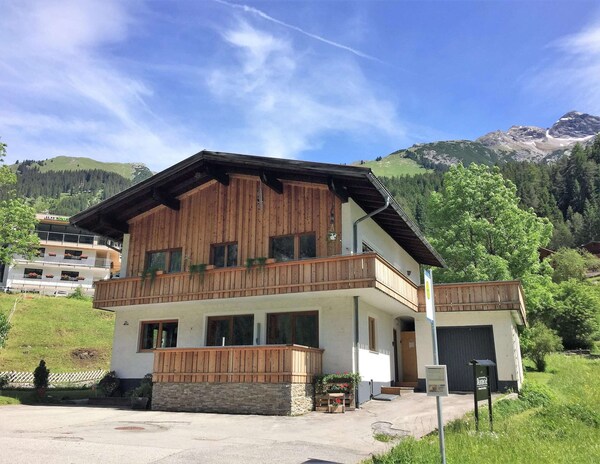 Chalet In Steeg Near Ski Slopes Lechtal - Steeg