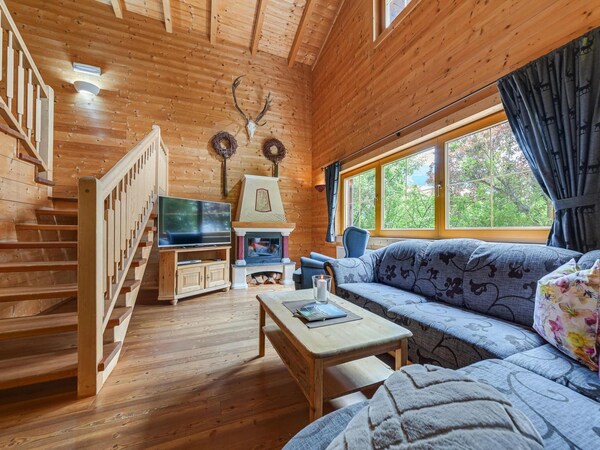 Chalet In Fugen Near Spieljochbahn - Fügen