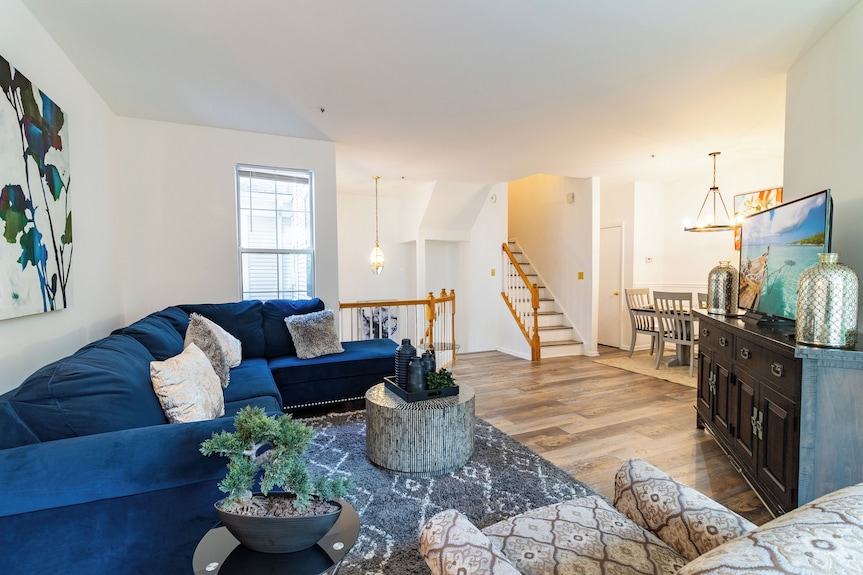 Serene Family-friendly Townhome In Cool Montgomery Village Near To Washington Dc - Germantown, MD