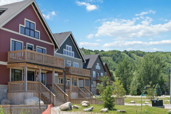 Arlberg Chalets - Ontario