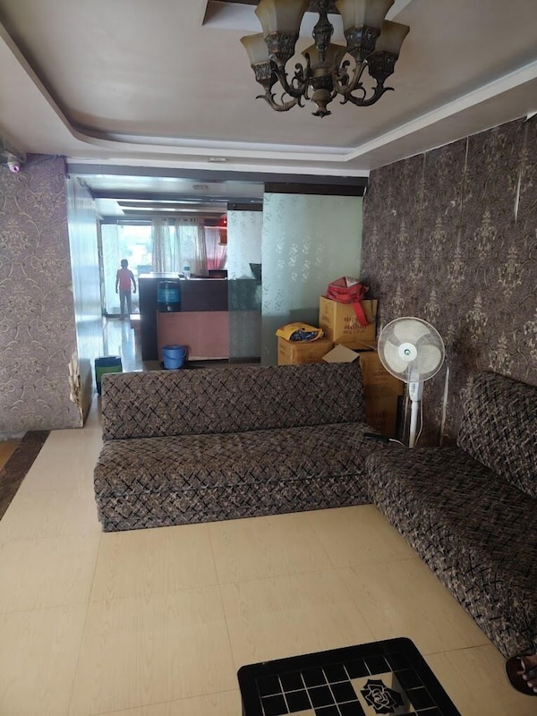 Hotel Krishna Sai Kutir - Shirdi