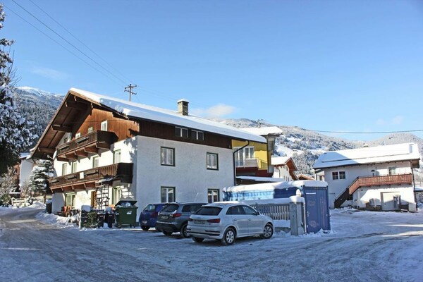 Chalet In Fugen Near Spieljochbahn - Zillertal