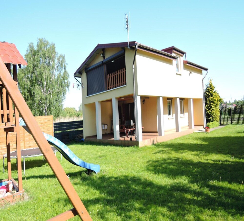 Holiday Home In Miedzyzdroje With Garden - Misdroy