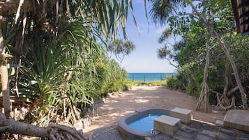 Terrace suite with sea view | Vista para praia/oceano