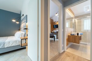 Villa Deluxe | Roupa de alta qualidade, edredões de penas, cofre no quarto 