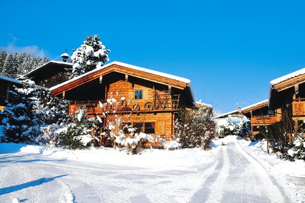 Chalet In Fugen Near Spieljochbahn - Fügen
