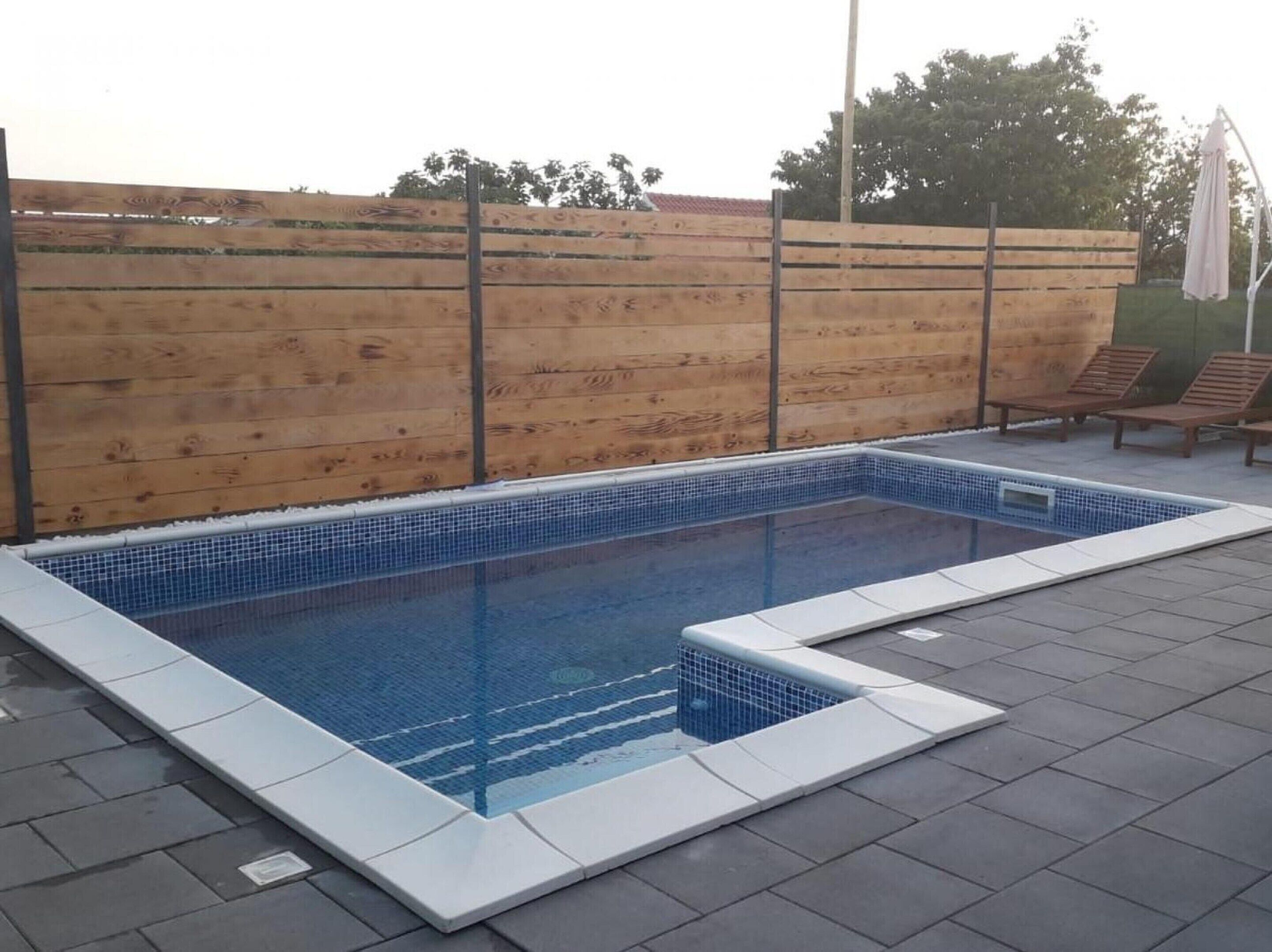 Apartamento | Piscina | Piscina interior, piscina exterior 