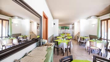 Apartamento | Restaurantes