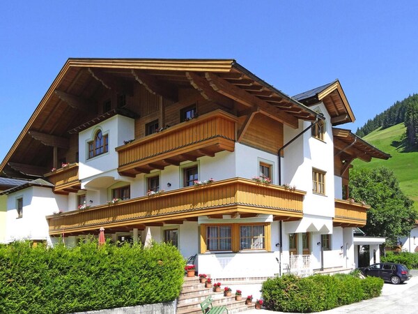 Apartment In Filzmoos Near Ski Amade - Filzmoos