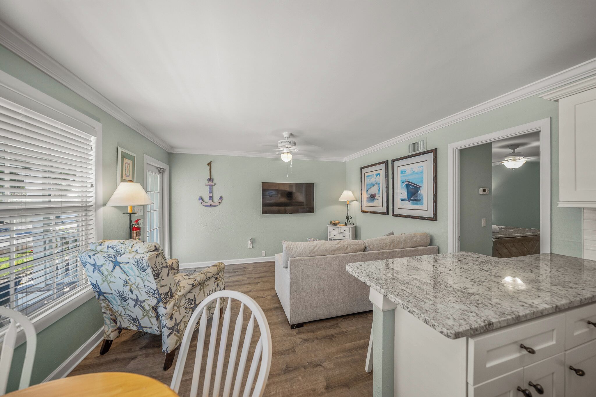 Romantic Island Getaway! Just Steps From The Beach - Anna Maria, FL