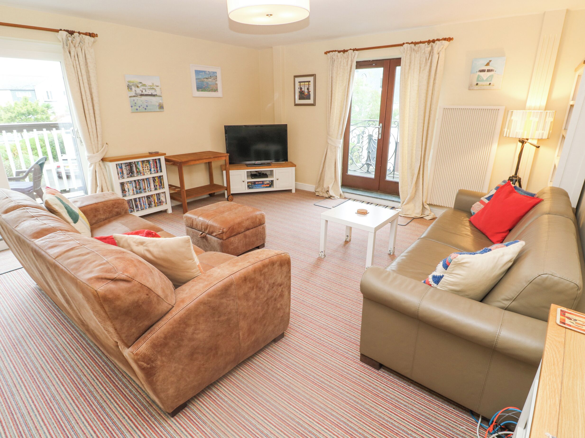 5 Tregenna Court, Romantic, Country Holiday Cottage In Falmouth - St Mawes