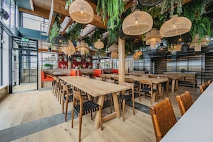 Café da manhã, almoço e jantar