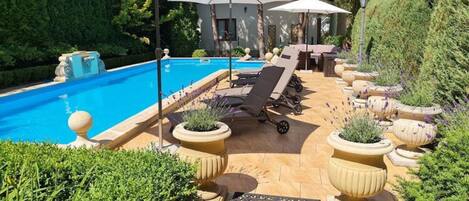 Casa | Piscina | Piscina interior, piscina exterior