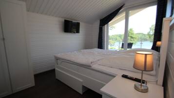 Casa | 3 quartos, com mobília individualizada, ferro/tábua de engomar