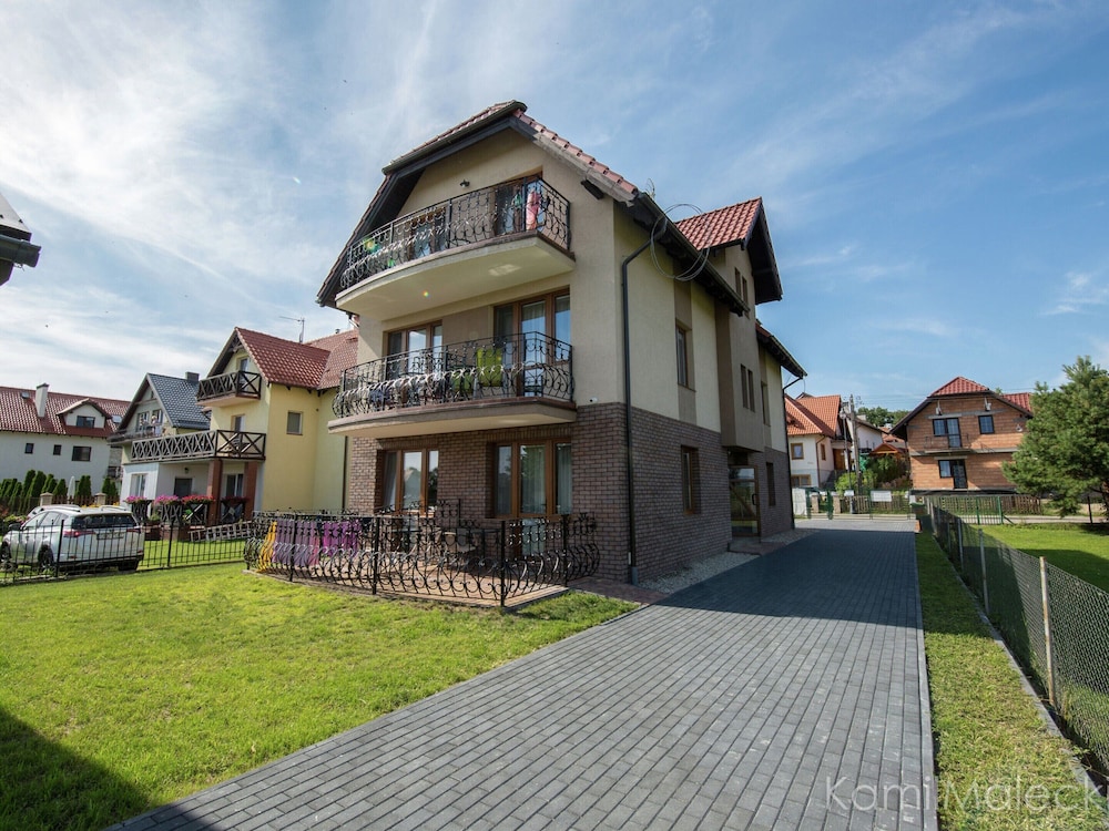 Holiday Apartment In Villa Amelia - Krynica Morska