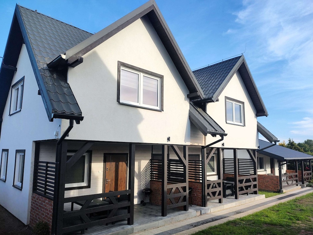 New Holiday Homes With A Swimming Pool, Rewal - Rewal