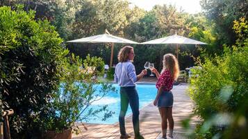 Bungalow | Piscina | Piscina exterior