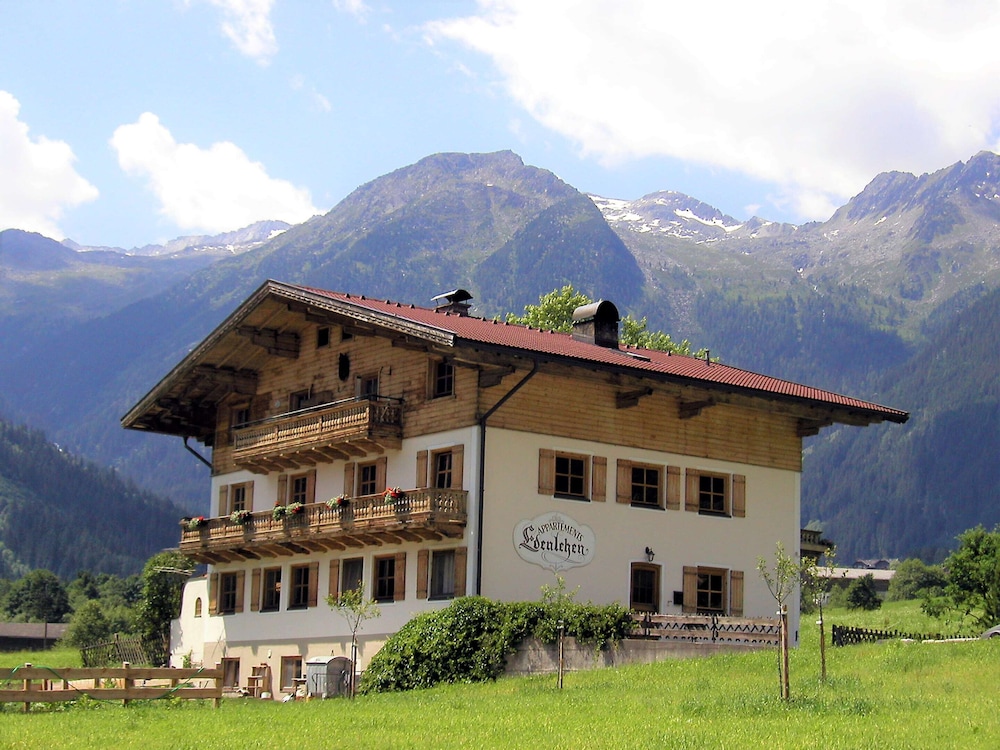 Apartment In Krimml With Balcony - Krimml