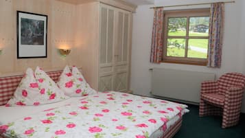 Apartamento | 2 quartos, individualmente mobiliados, roupa de cama