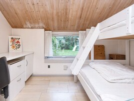 Casa | 4 quartos, com mobília individualizada 