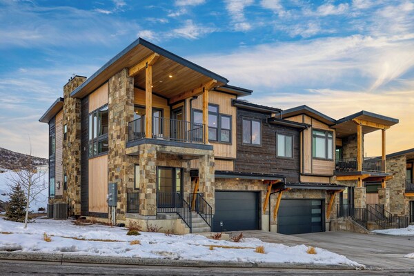 2 Mins To Deer Valley Ski Lift Hot Tub + Game Room Ski La Vie By Avantstay - Utah