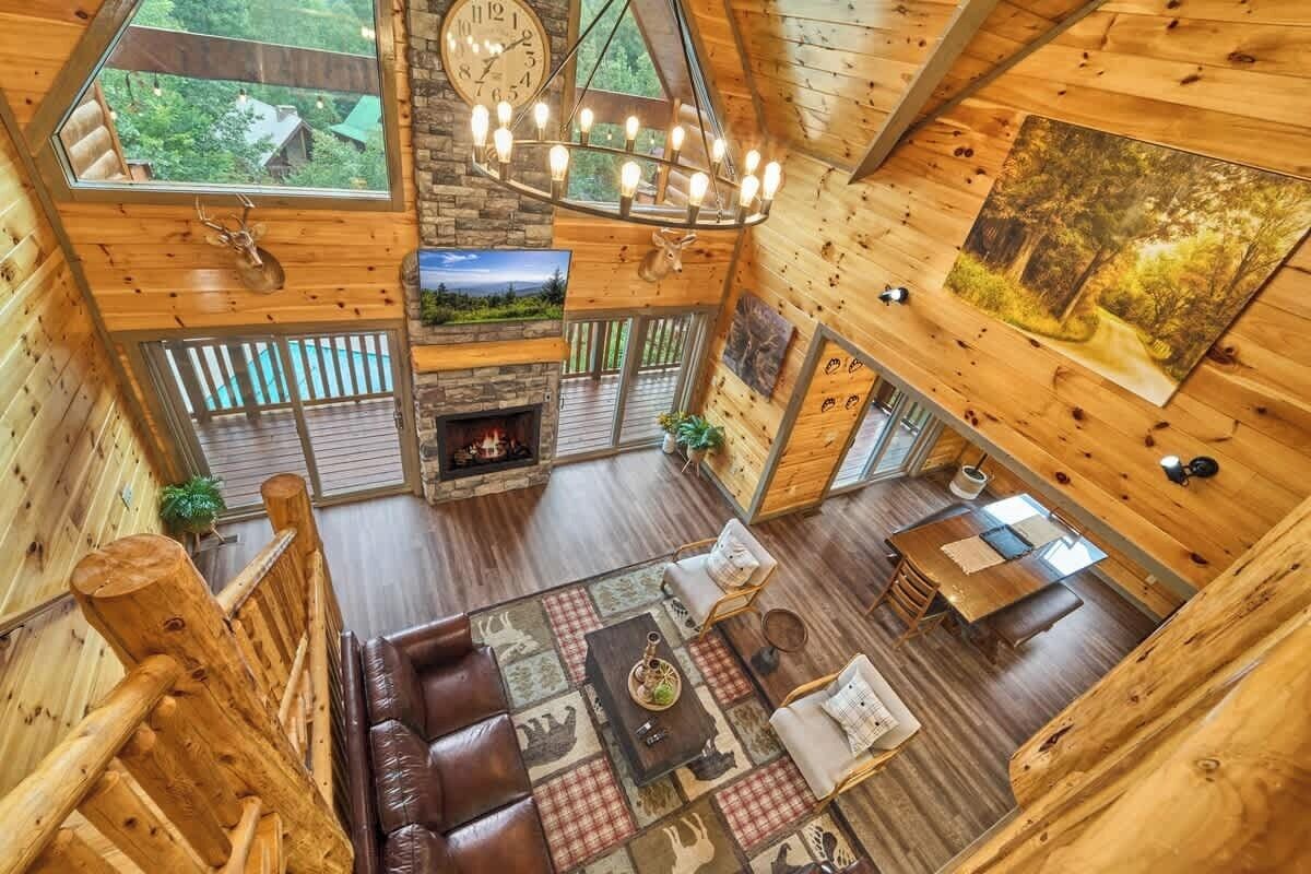 In & Out Pool, Game Room, Hot Tub, Near Dollywood - Sevierville, TN