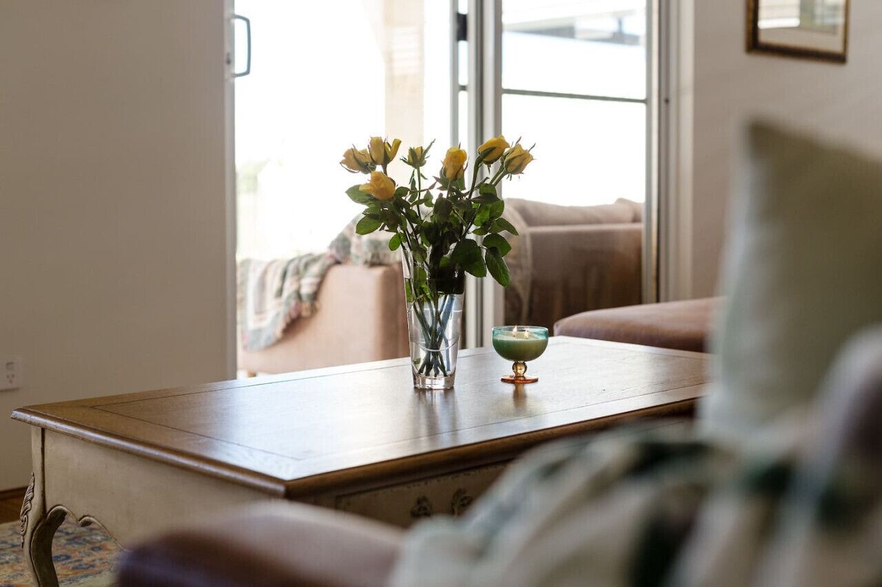 Perfectly Located Tasteful Charm On The Golf Course - Yallingup