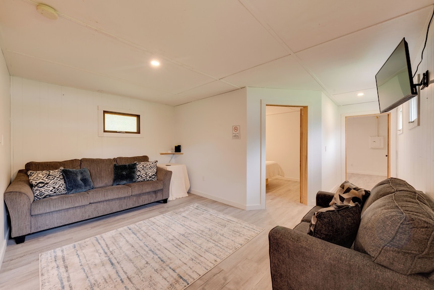 Community Perks: Elk Creek Escape - Deluxe Cabin C - Pennsylvania