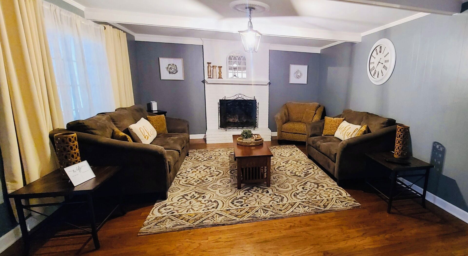 Memphis Retreat W/ Sunroom, Pool Table, Retro Gaming, Gym & Relaxing Vibe - Germantown, TN