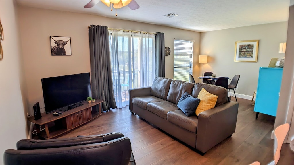 Sanders Escape~walk-in~petfriendly~pointe Royale Resort~pools/hottub - Branson