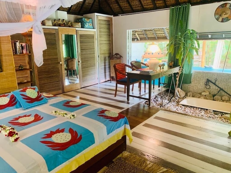 Polynesian Bungalow"seashell" Private Bath Ac With Shared Swimming Pool - French Polynesia