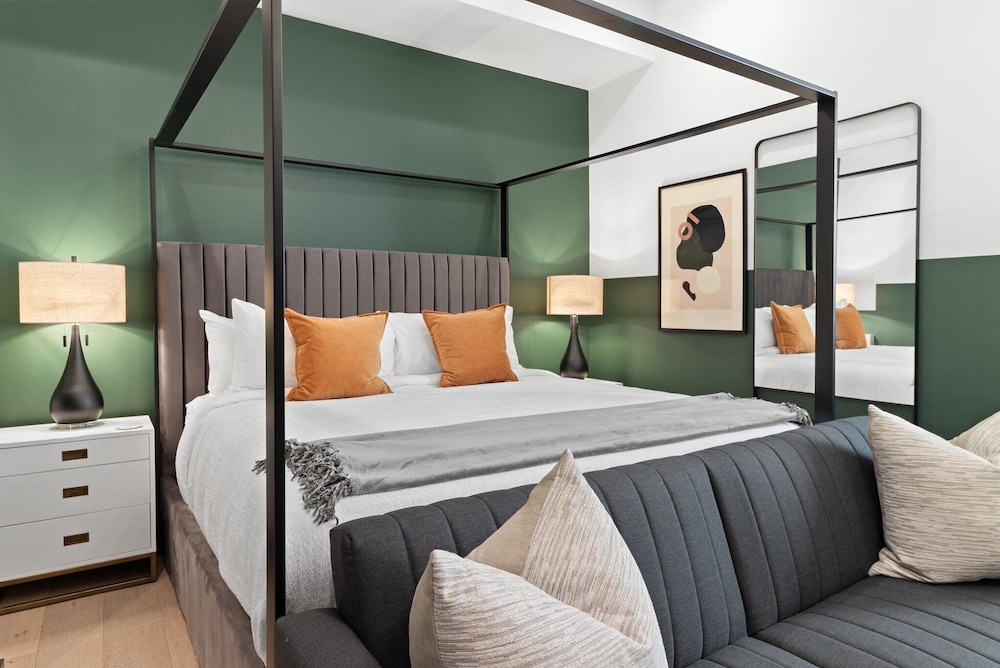 Downtown Suite With Rooftop Pool, Game Room & Gym 24/7 Staff - Harrah's New Orleans
