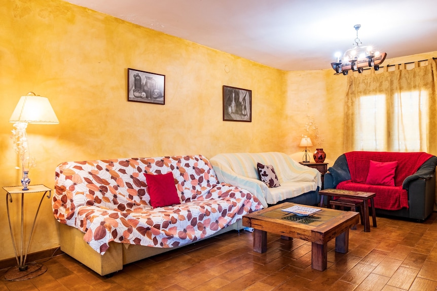 Casa Rural 'La Covacha' Con Vistas A La Montaña, Jardín Privado Y Wi-fi - Béjar