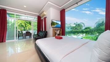 Vila design, 3 quartos, piscina particular, vista para a piscina | 3 quartos, berços grátis, Wi-Fi de cortesia, roupa de cama