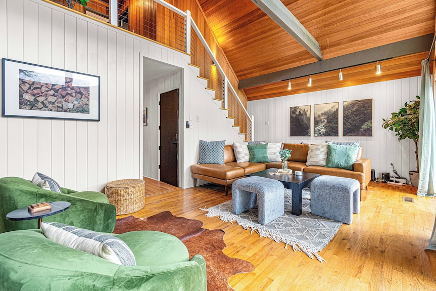 Luxe A-frame, Stunning Views, Pickleball, Sauna, Mini Golf, Mins To Downtown Avl - Asheville, NC