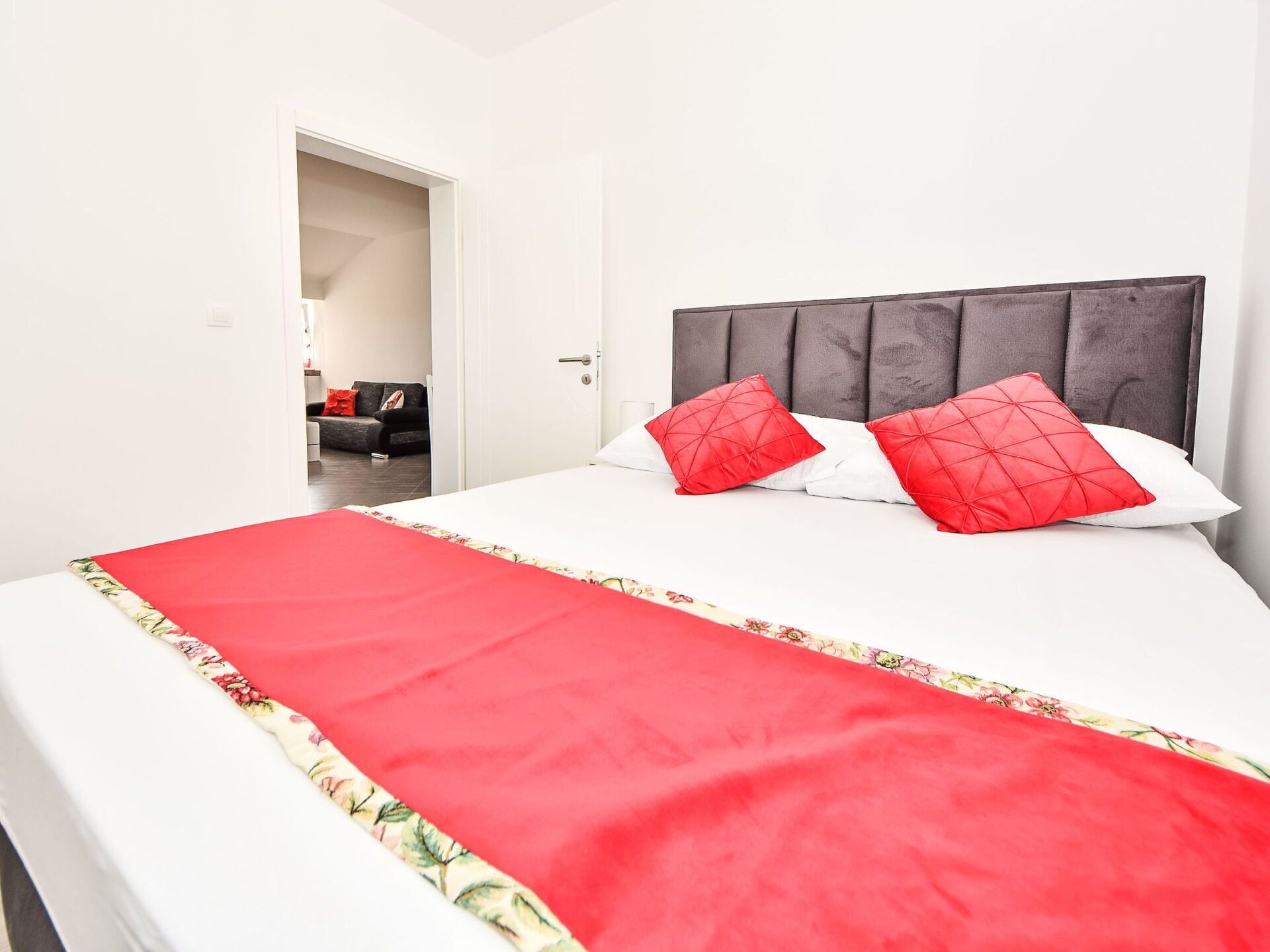 Cosy Apartment For 4 People With A/c, Wifi, Pool, Tv And Terrace - Sveti Filip i Jakov