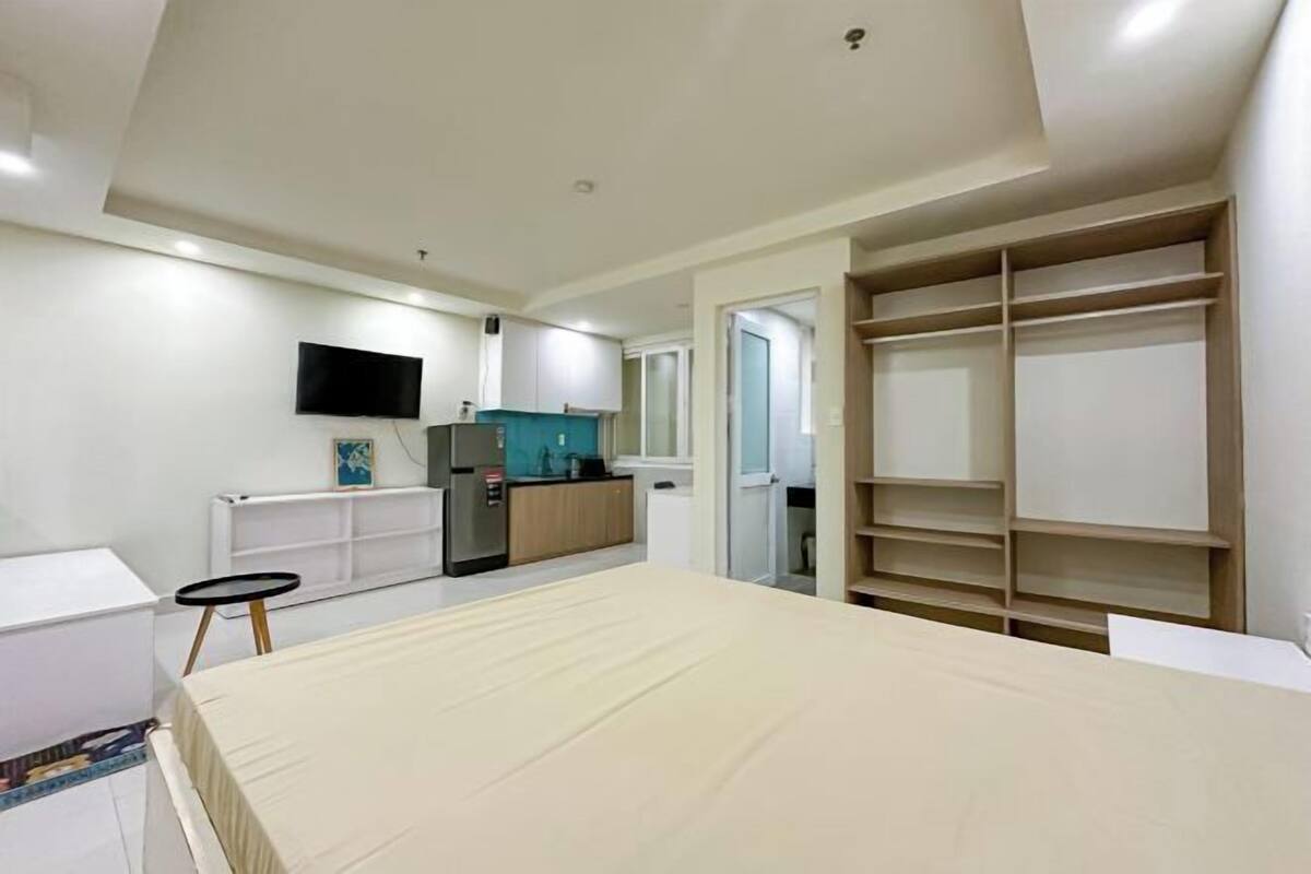 Escrivaninha, espaço de trabalho para notebook, Wi-Fi de cortesia