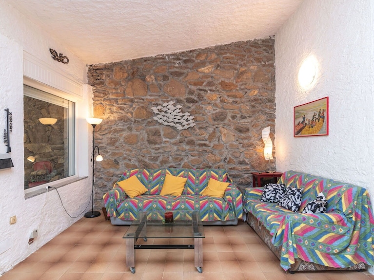 Wonderful Private Villa For 8 Guests With Wifi, Tv And Patio - Ólbia