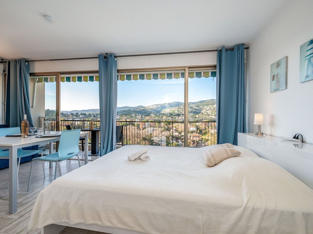 Schöne Wohnung Mit Klimaanlage, W-lan, Pool, Tv, Terrasse, Panoramablick Und Parkplatz - Mandelieu-la-Napoule