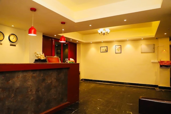 The Mansarovar Hotel & Banquet - Gangtok