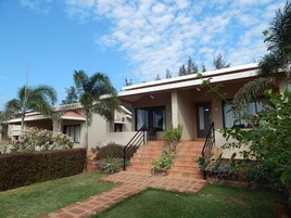 Fachada da propriedade