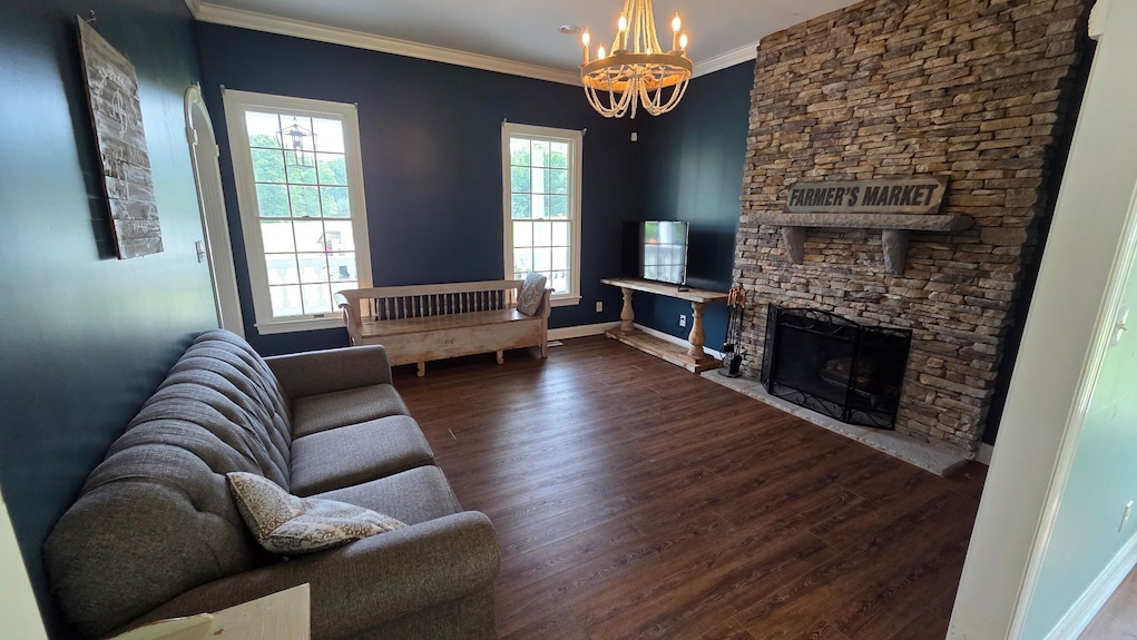 Minutes From The Ocoee River! Farmhouse That Sleeps 18! 3 King Suites! - Hiwassee Ocoee State Park, Delano