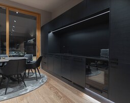 Apartamento de Luxo, 2 quartos, não fumadores, Vista para a cidade | Cozinha privada | Uma chaleira elétrica, uma torradeira 