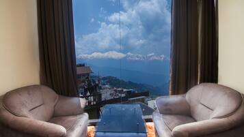 Quarto Deluxe, 1 cama king-size | Vista para a montanha