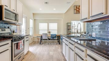 Casa (3 Bedrooms) | Interior