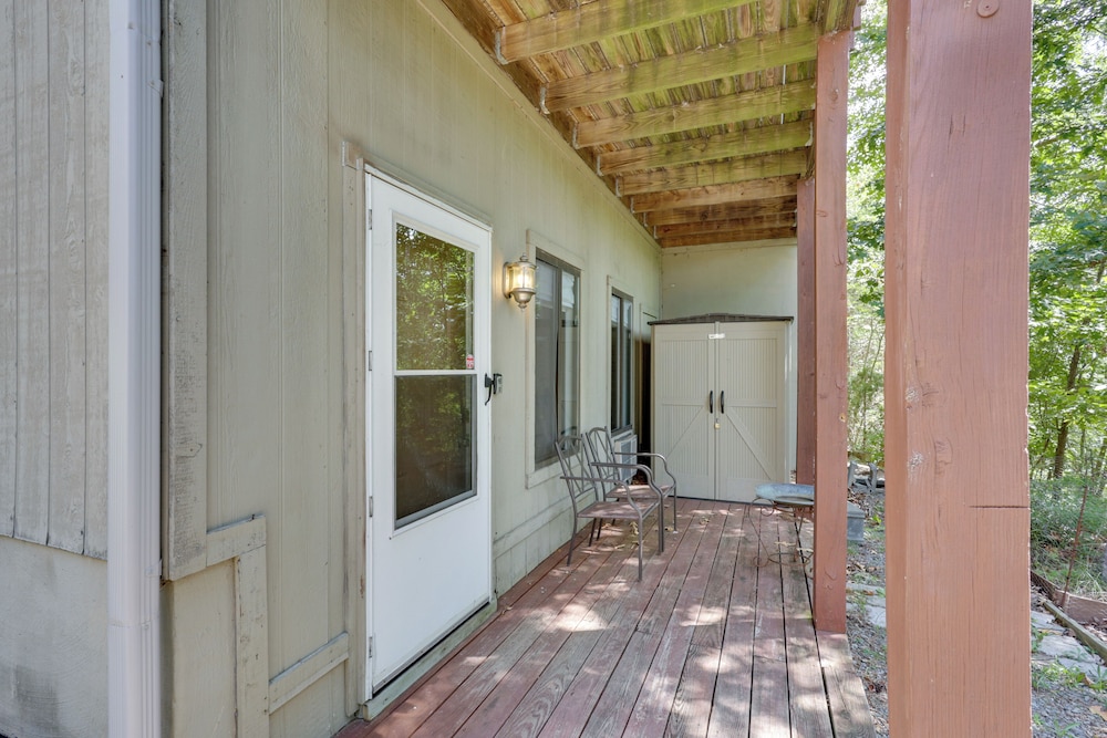 Basye Getaway W/ Pool Access, 2 Mi To Bryce Resort - Shenandoah National Park
