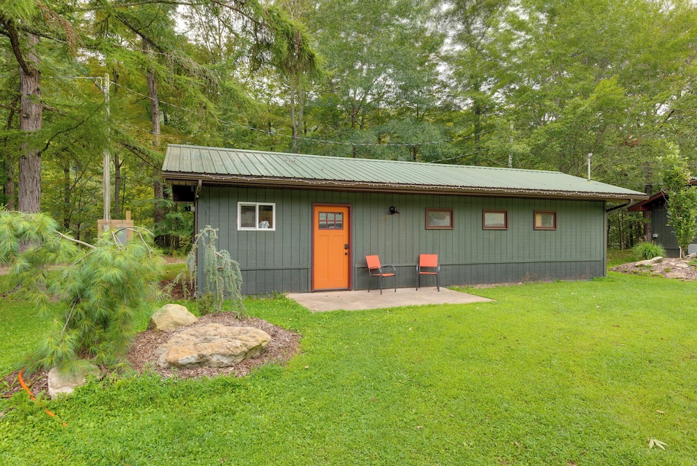 Hillsgrove Cabin W/ Community Perks: Pets Welcome! - Pennsylvania