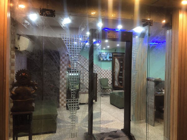 Hotel Darpan Palace - Delhi