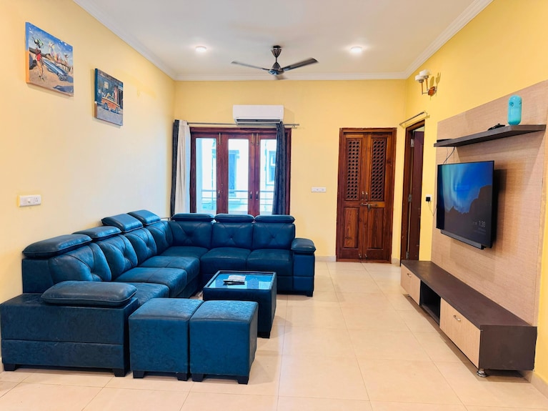 Central Retreat 4 Bhk Full Furnished Luxury Apartment With Ac In Hyderabad - Hyderabad