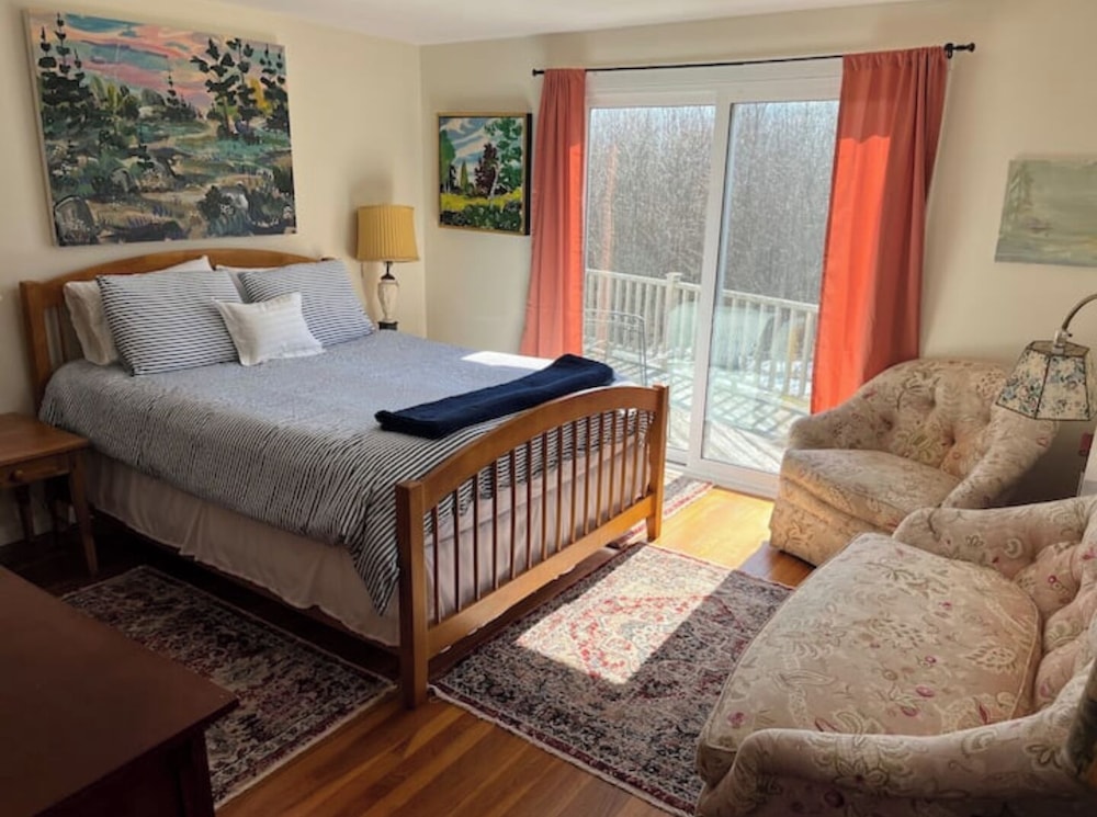 Hillside House - Belfast, ME
